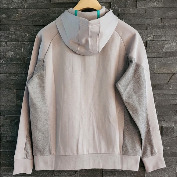 PUMA+Mercedes AMG | Shirts | Pumamercedes Amg Formula One Team Hooded ...